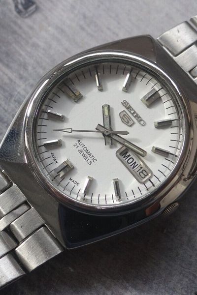 Seiko 5 6319-7000 Price, Specs, Market Insights | WatchCharts