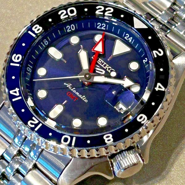 Seiko 5 Sports 'Blueberry' GMT SKX Re-Interpretation SSK003K1 ...