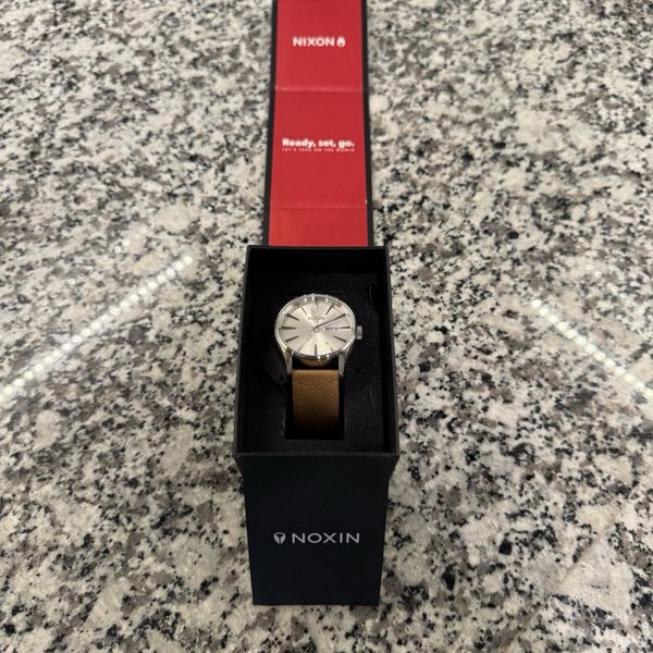 Nixon Watch Brand New Men's | WatchCharts Marketplace