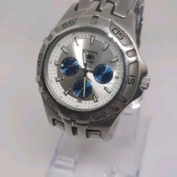 RARE & RUNNING! Fossil Blue BQ-9165 White/Blue Face w/ Subdials & Date ...