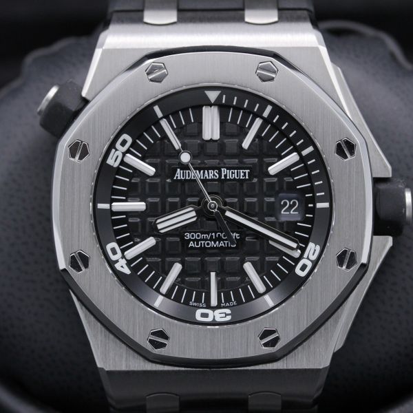 FSOT: Audemars Piguet - Royal Oak Offshore Diver - Black - 15703ST ...