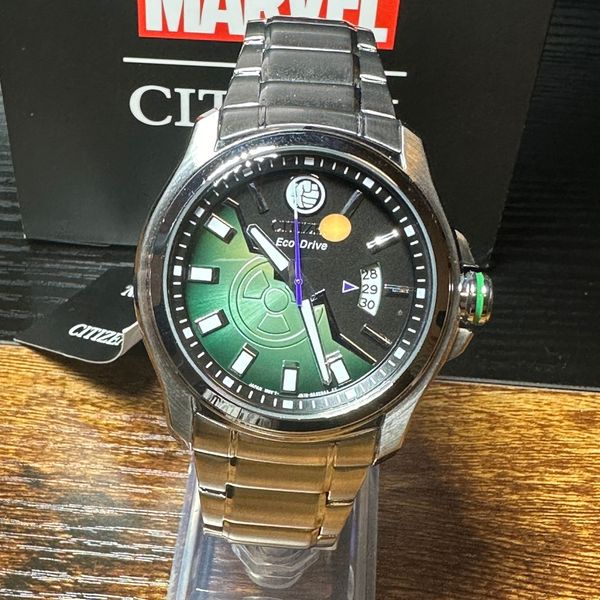 Citizen Eco-Drive Marvel Collection Mens Watch - THE HULK - Brand New ...