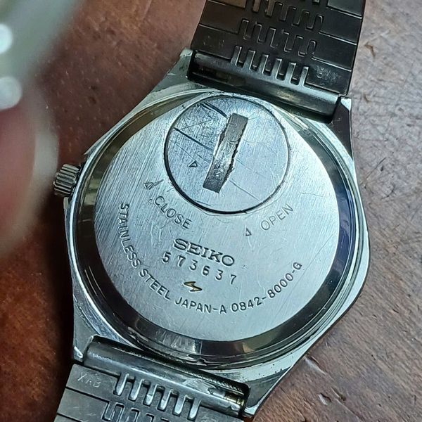 Very nice - Seiko Quartz 0842-8000 G Silver Sand Dial (1110) | WatchCharts Marketplace