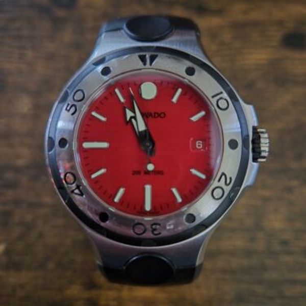 Movado 800 Series Mens Watch Red Face Water Resistant 200 Meters Swiss ...