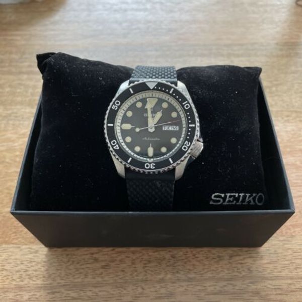 Seiko 5 Sports Men's Black Watch - SRPD95 | WatchCharts