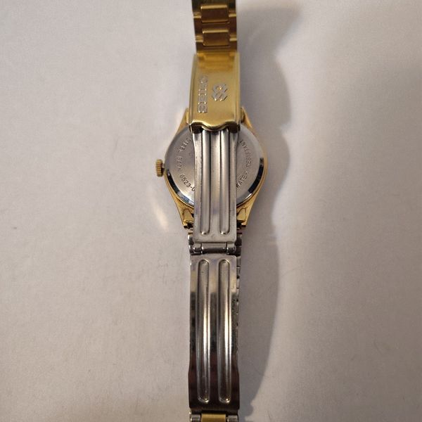 Vintage Seiko SQ Day Date Women's Gold Tone Watch 8523-0049 Hong Kong ...