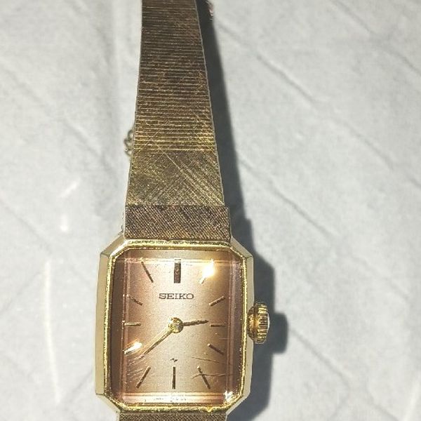 Vintage Women's Seiko Brown Dial Mechanical Wind Gold Prismatic 4 Repair/Parts | WatchCharts ...