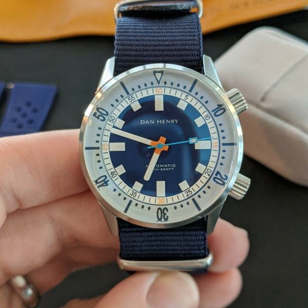Dan Henry 1970 Automatic Compressor Diver - 40mm, White/Blue w/ EXTRA ...