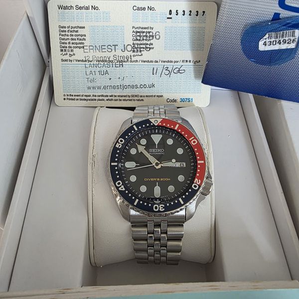 Seiko SKX175 Pepsi Red Blue Men's Automatic Diver Watch | WatchCharts ...