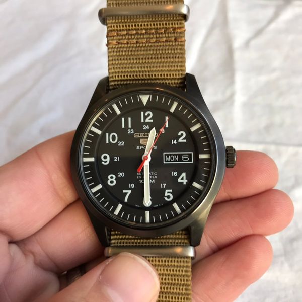 Seiko SNZG17 - like new - free shipping | WatchCharts