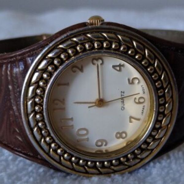 Women's Cuff Watch Avon Brown Gold Tone New Battery GOOD Condition Faux ...