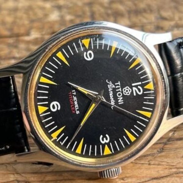 Vintage Titoni manual wind 17 jewels Titoflex mens wrist watch black ...