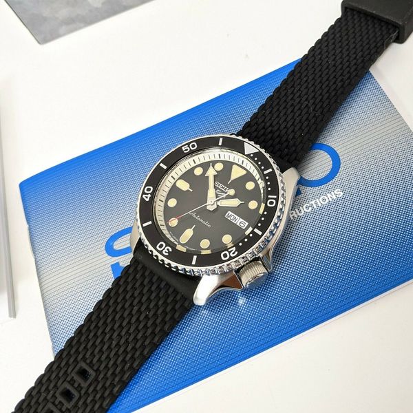 Seiko 5 Sports SRPD95 Men's Automatic Divers Strap Watch Japan Mvt ...