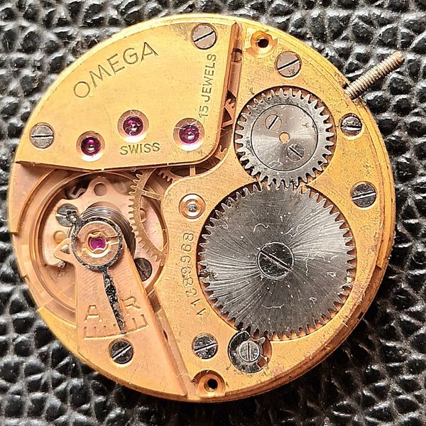 OMEGA MOVIMENTO CAL. 30T2 - WATCH MOVEMENT | WatchCharts Marketplace