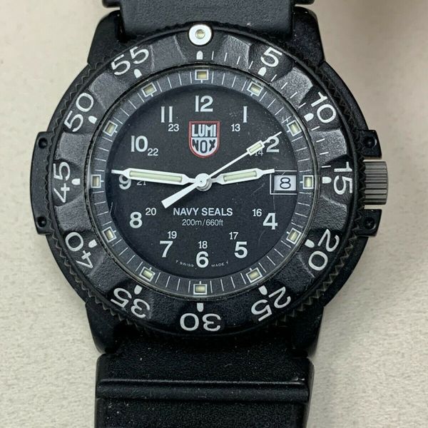LUMINOX Watch Series White / Black Dial Bezel Parts #410 | WatchCharts ...