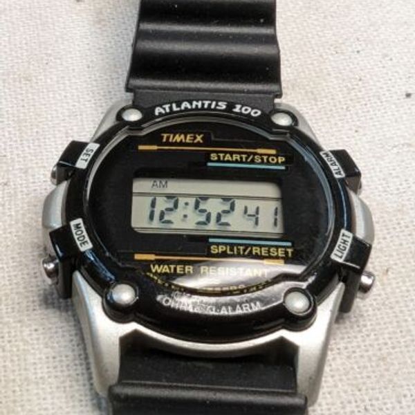 Timex Ladies/Kids Atlantis Watch Black Silver Alarm Quartz - Light Not ...