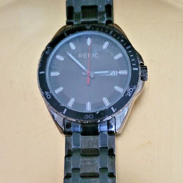 Relic By Fossil All Black Diver Mens Quartz Watch | WatchCharts Marketplace