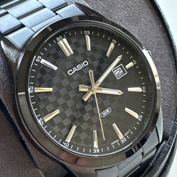 Casio Standard Analog Black Dial Dress Quartz Men's Watch MTP-VD03B-1A ...