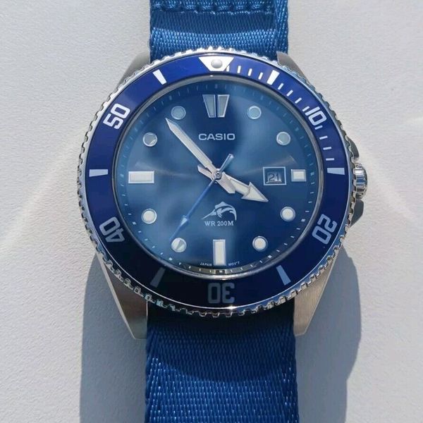 Casio Batman Duro Marlin MDV-106B-1A1 w/ Black Sunburst dial & Sapphire ...