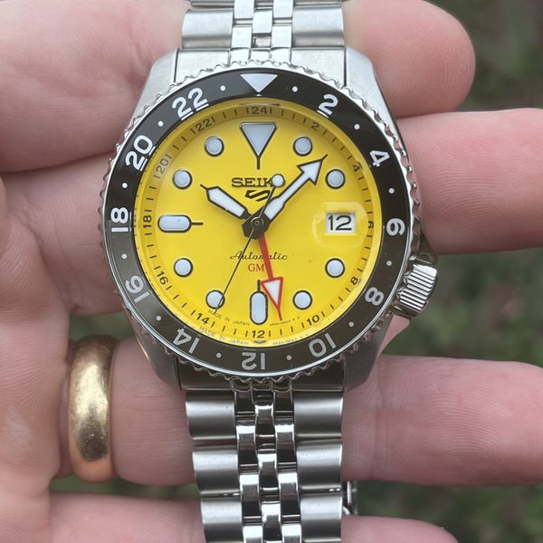 FS: Seiko SSK017 – yellow dial GMT | WatchCharts Marketplace