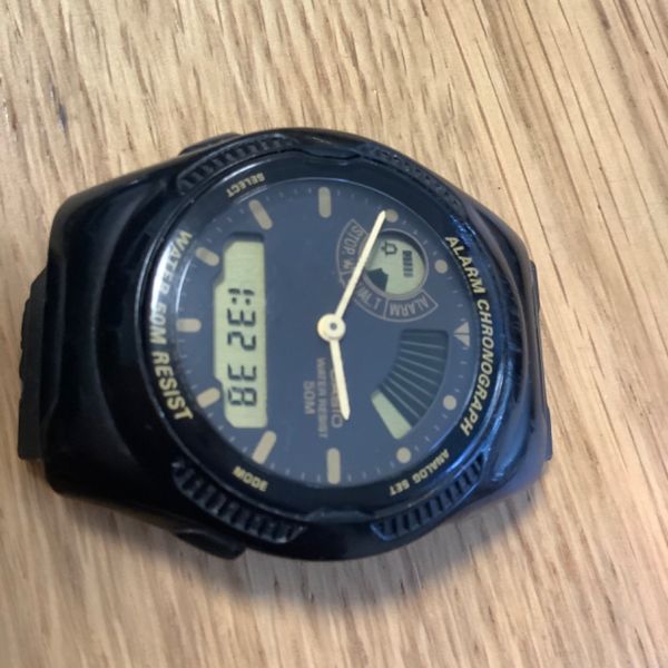 Vintage Casio alarm chronograph,AW- 37 ,module 747,plastic,Men ...