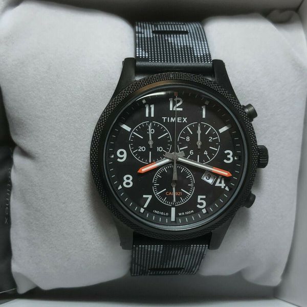 Timex Watch $119 Store Display With Box TW2T33100VQ | WatchCharts