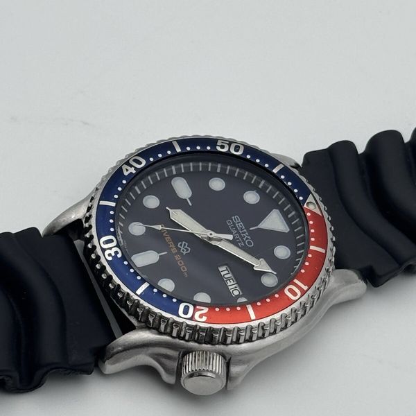 Mens Seiko 5H26-7A19 Pepsi Quartz Professional Divers Watch - 200m 42mm ...