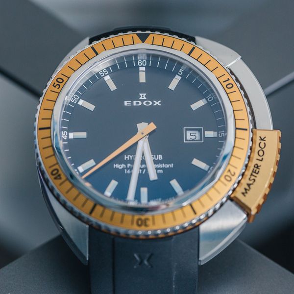 FS Edox 46mm Hydro-Sub Swiss Quartz Dive Watch | WatchCharts