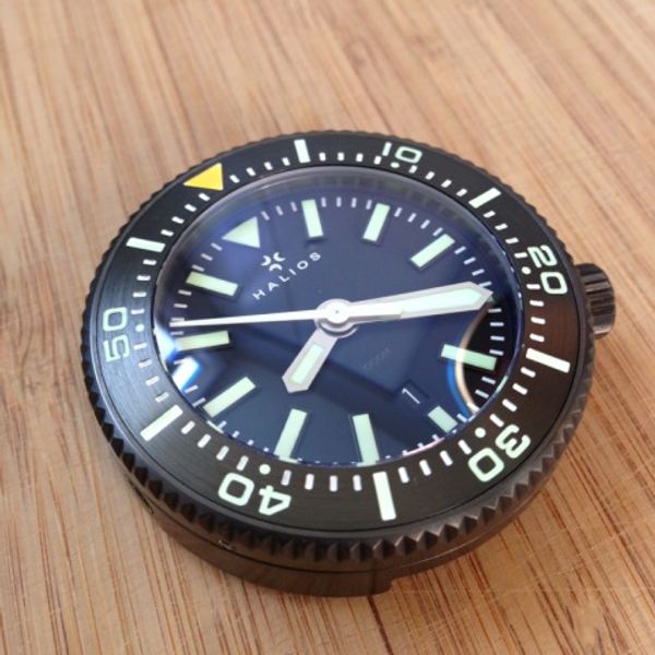 SOLD: Halios Puck DLC - Full Kit | WatchCharts