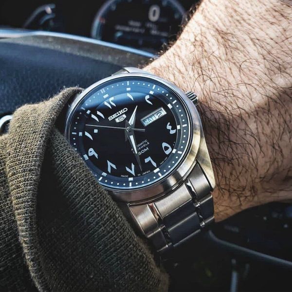 Seiko 5 SNKP21J1 Black Analog Arabic Numeral Made In Japan Automatic ...