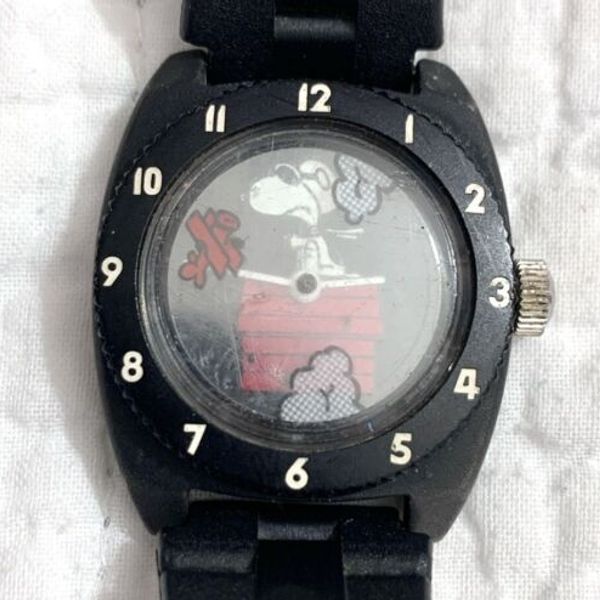 Vintage Timex Watch Snoopy Red Baron 1965 United Feature Syndicate WORKS! | WatchCharts Marketplace