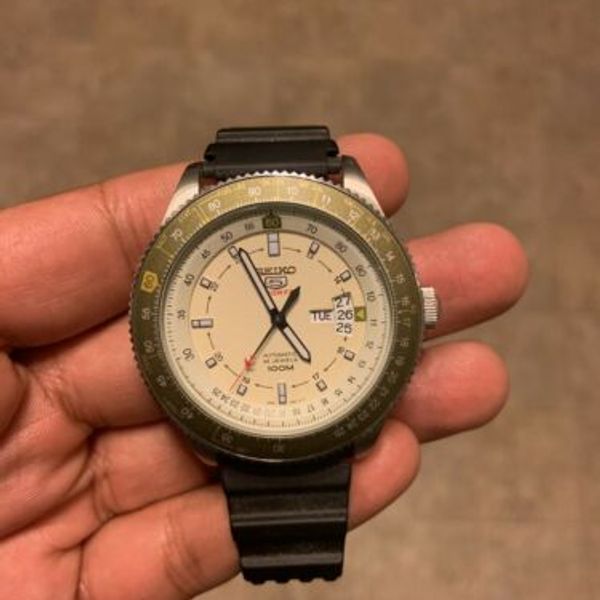 Seiko 5 Slide Rule Watch 4R36-03S0 | WatchCharts