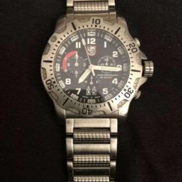Luminox Diver Professional 200 Meters Watch *Parts Only* | WatchCharts UK
