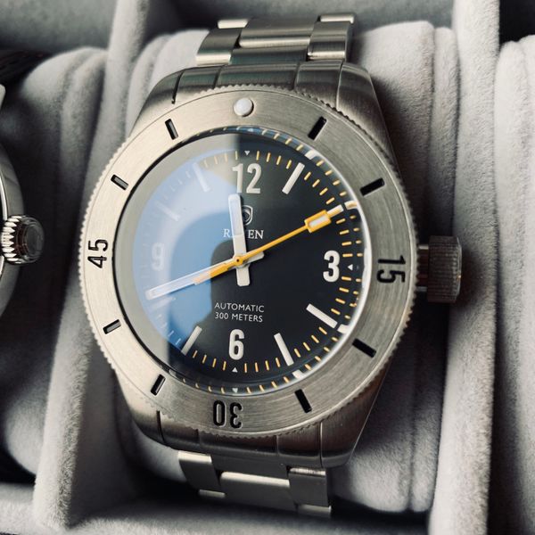 [WTS] Raven Trekker RT10 | WatchCharts