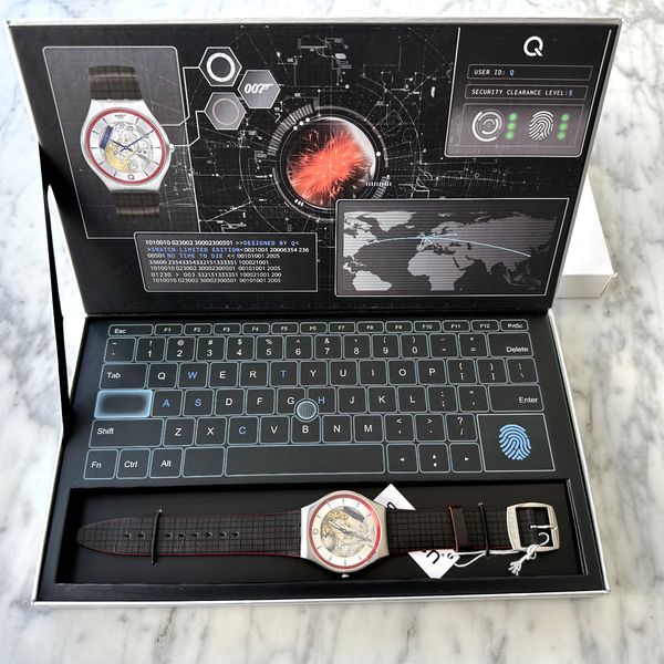 Swatch James Bond 007 "2Q" Watch (SS07Z102) - Unworn with Extra ...