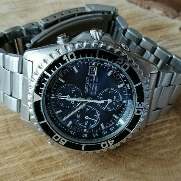 Seiko 7T32-7C20 Chronograph, Sports 150, Blue, from 05/1995 | WatchCharts