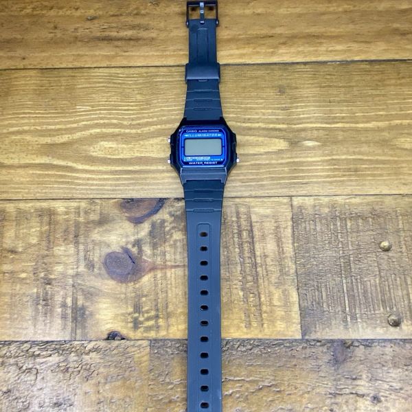 Casio F-105W Digital Illuminator Watch â Water Resistant â Black Resin ...