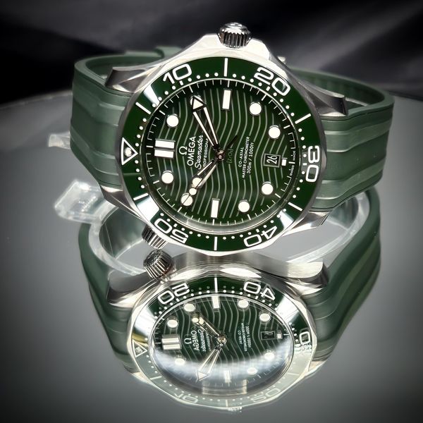 [WTS] OMEGA SEAMASTER DIVER 300M GREEN DIAL 42MM EXCELLENT 2023 BOX ...
