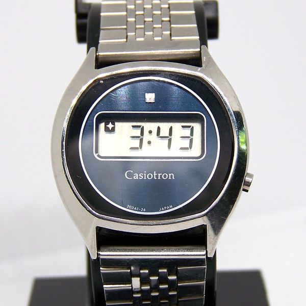 Vintage Casio Casiotron S-19 Digital Watch with Original Bracelet ...