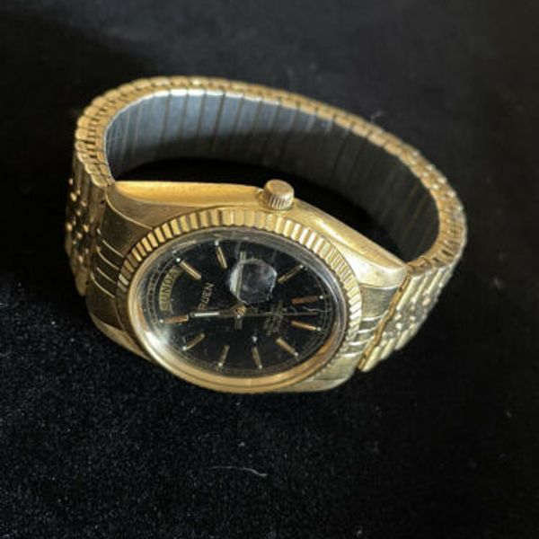 Vintage Gruen Presidential Day Date Quartz Watch Fluted Bezel, Black ...