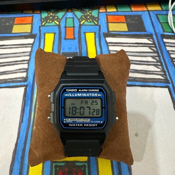 Casio F105W | WatchCharts Marketplace