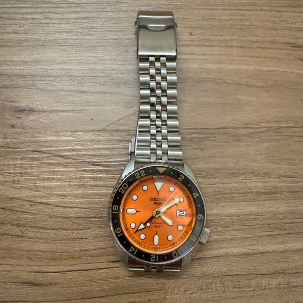 Seiko 5 GMT SSK005 Orange Dial | WatchCharts Marketplace