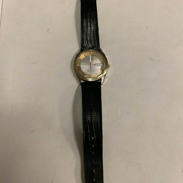 OMEGA Seamaster 1425 Pie Pan Dial Quartz Vintage Men's Watch 18K Gold ...