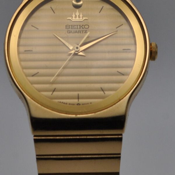 New Old Stock mid size Seiko Galaxy quartz gold plated gents watch ...