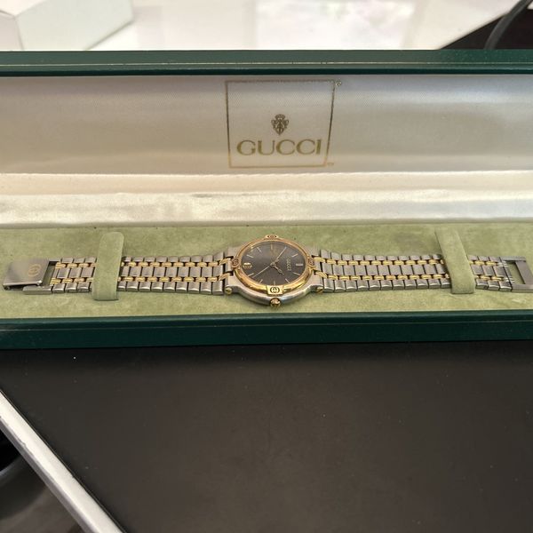 Classic Gucci 9000m Watch with The Very Rare Grey Face Needs Battery ...