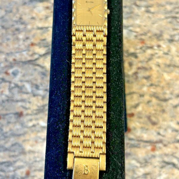 1995 Bulova Diamond 97D05 Gold Tone Menâ s Swiss Quartz Watch ...