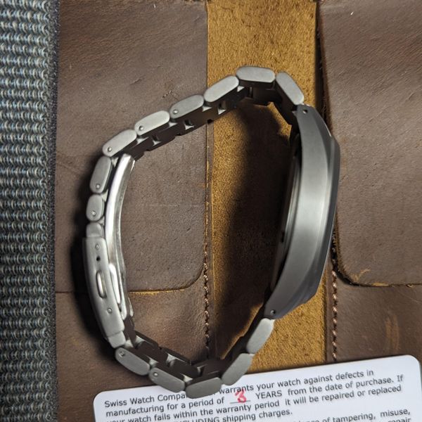 [WTS] SWC Bunker with titanium bracelet, velcro and leather straps ...