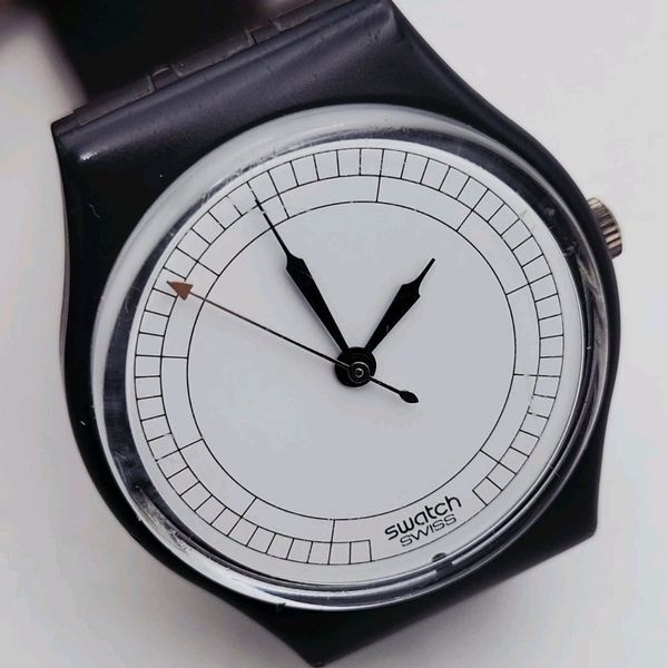 1985 Black White Swiss Made Swatch Watch Simple Classic Swatch Watch ...