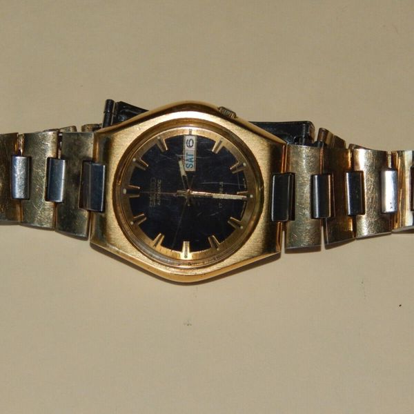 Vintage SEIKO Automatic Men's Watch 7009-8079 Works Day & Date 17 Jewels | WatchCharts Marketplace