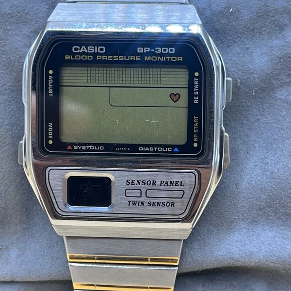 VINTAGE CASIO BP 300 BLOOD PRESSURE SENSOR PANEL WATCH | WatchCharts ...